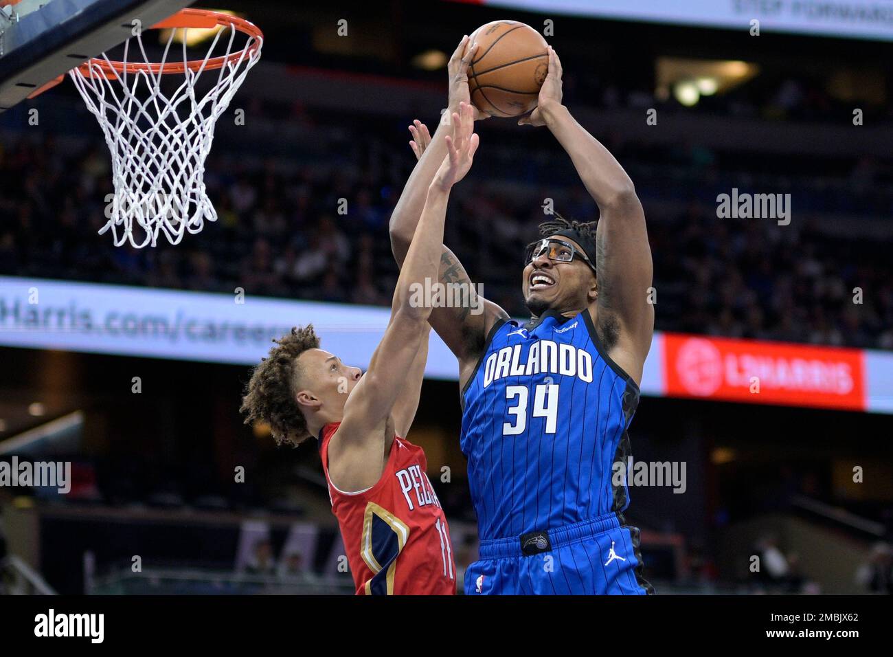 Orlando Magic center Wendell Carter Jr. (34) goes up for a shot in ...