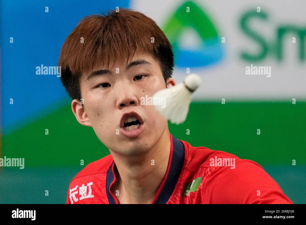 Weng Hong Yang from China plays against Hussein Zayan Shaheed of ...