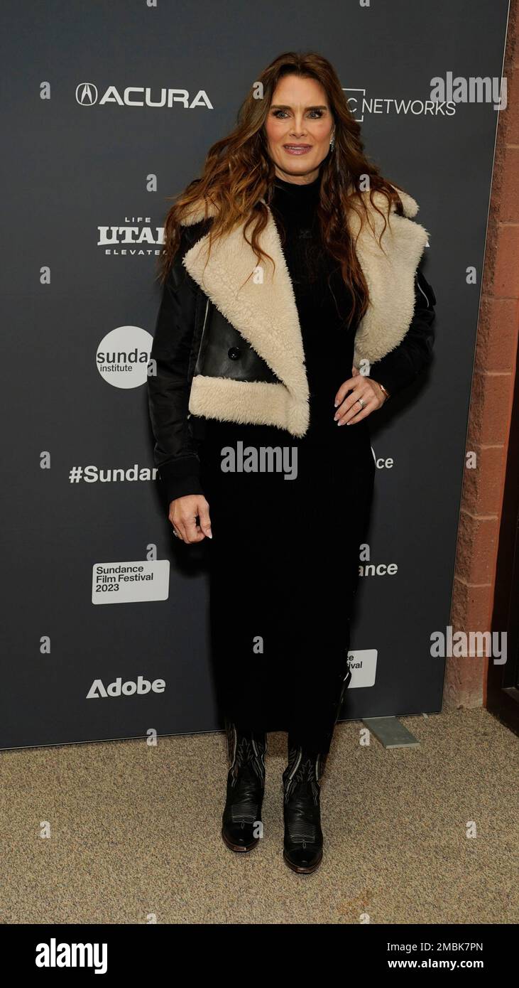 Brooke Shields poses at the premiere of the film "Pretty Baby: Brooke ...