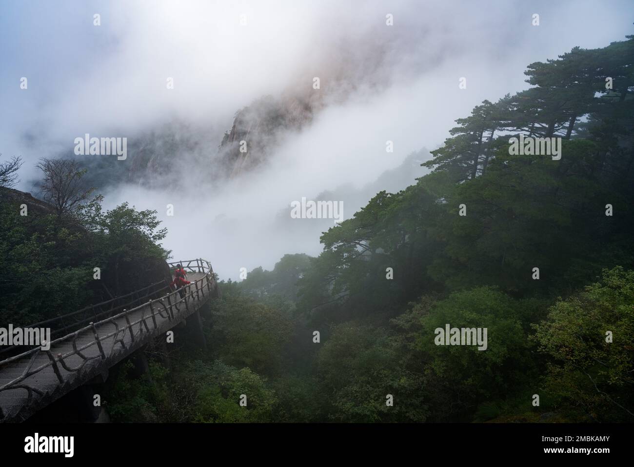 Anhui huangshan mountain scenery Stock Photo - Alamy