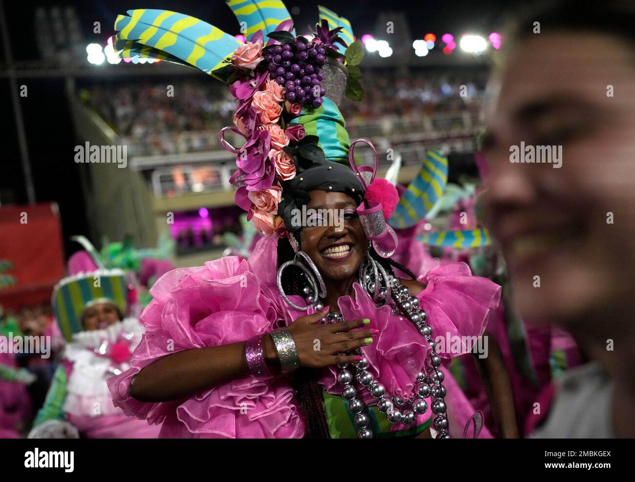A performer from the Mangueira samba school parades during Carnival ...