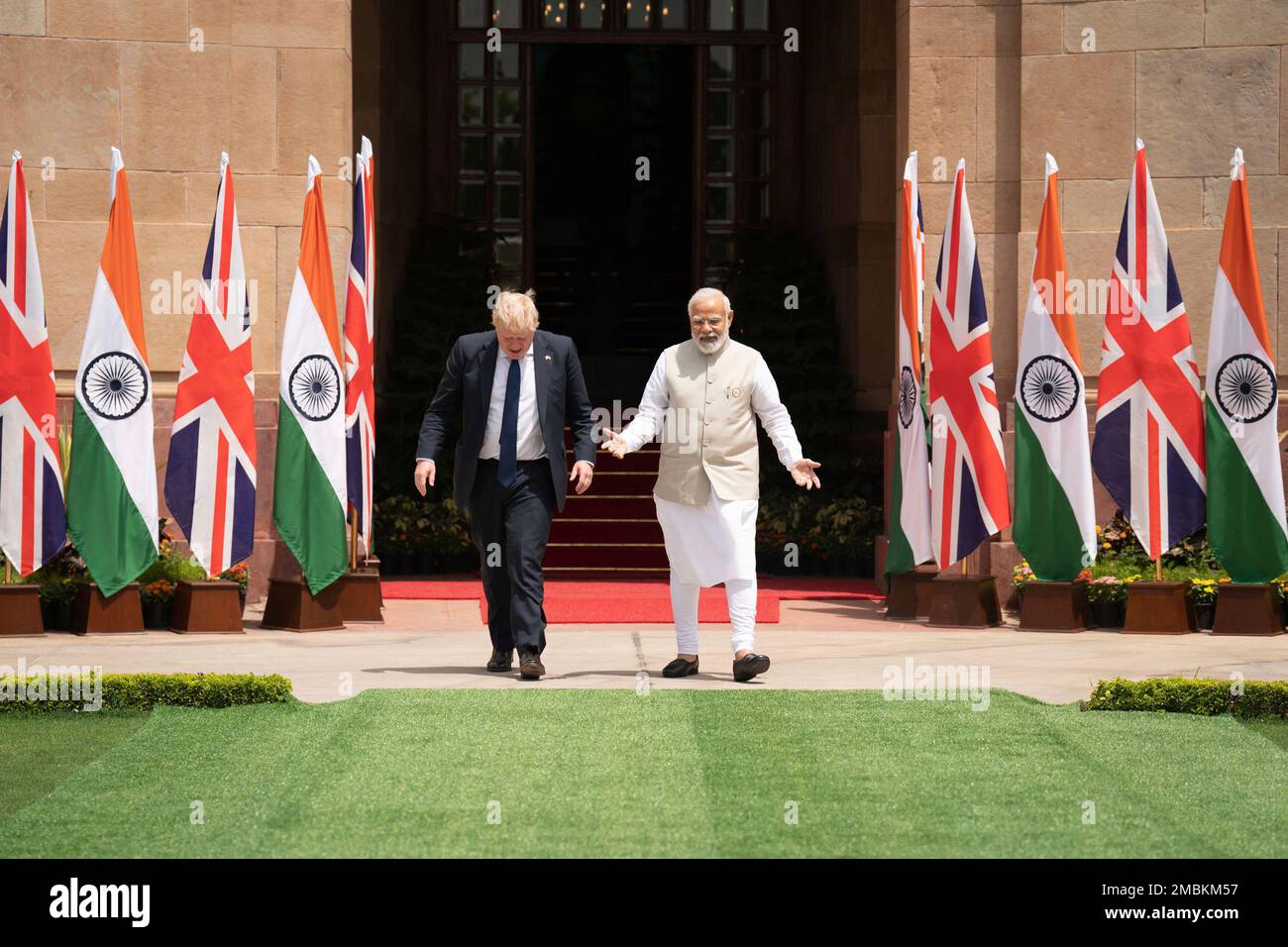 British Prime Minister Boris Johnson, left, meets Indian Prime Minister ...