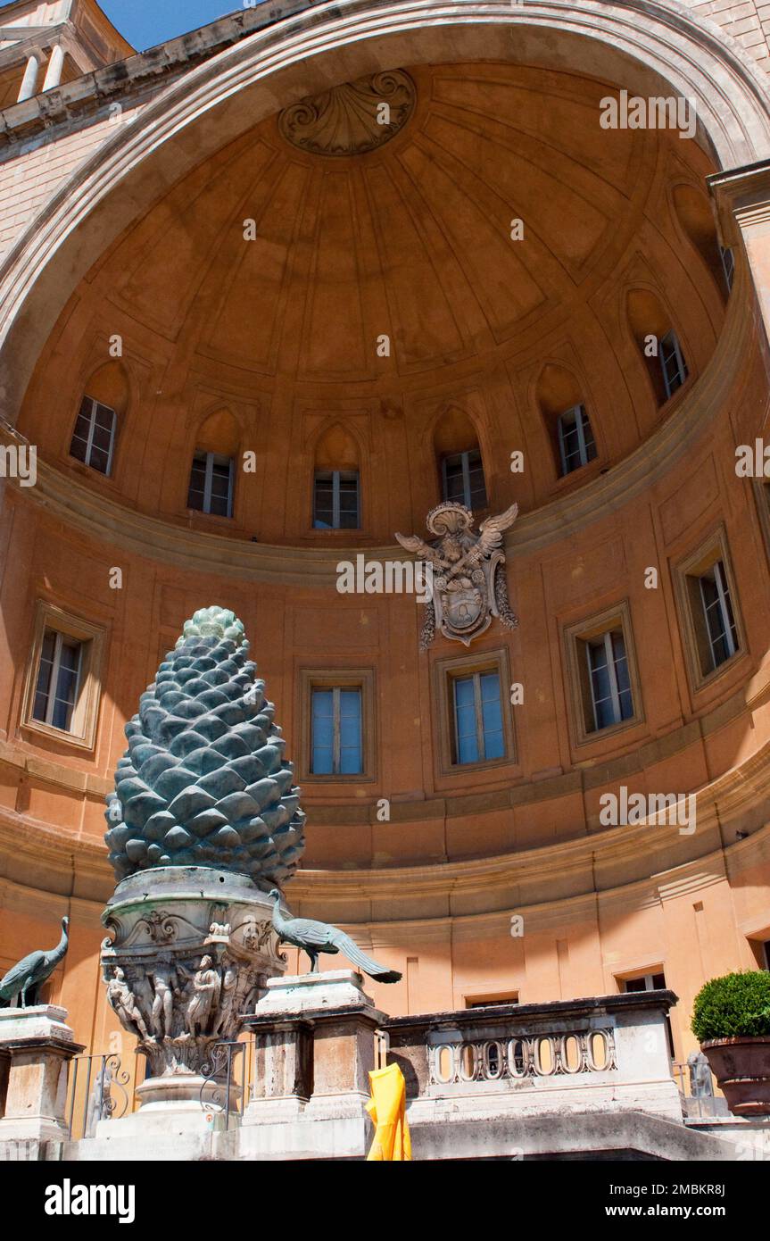 Visitors admire the artwork at the Vatican Museum Stock Photo - Alamy