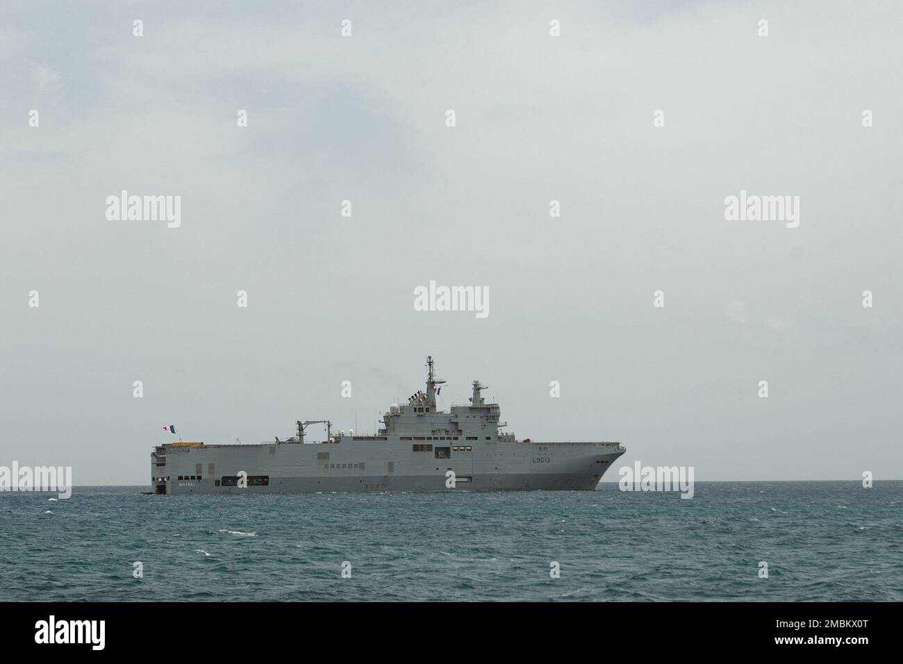 The French amphibious assault ship Mistral (LHD L9013) participates in ...