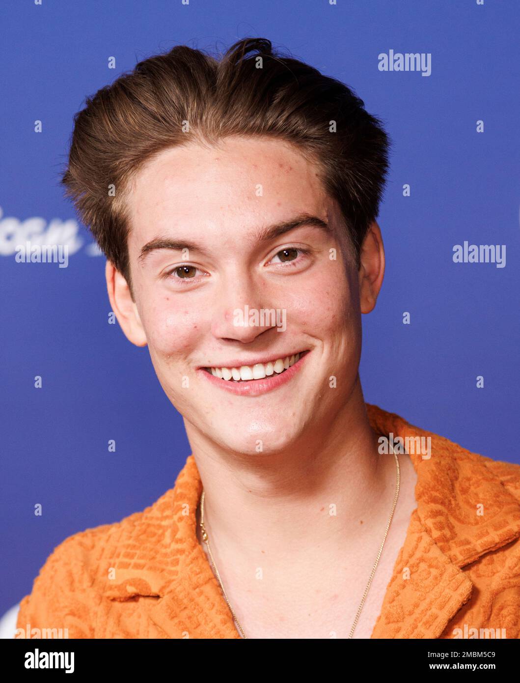 Cameron Whitcomb arrives at the 20th Anniversary Celebration of ...