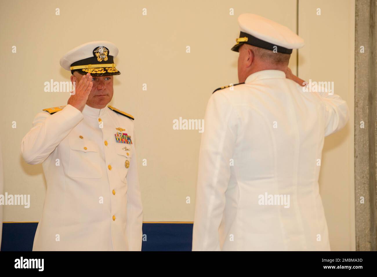 KINGS BAY, Ga. (Jun. 17, 2022) Cmdr. Ron Allen (right), outgoing ...