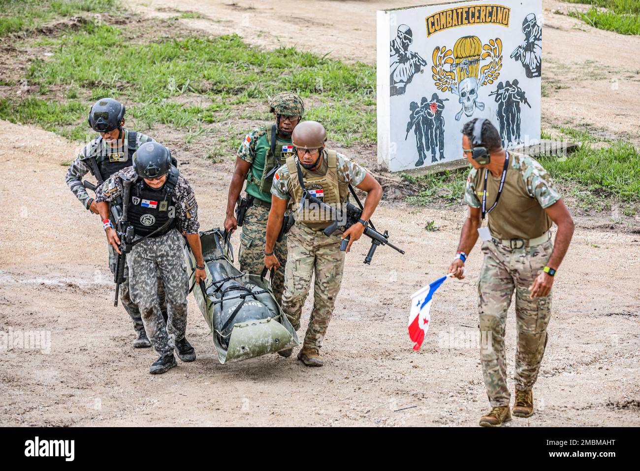 Panamanian special operations comando hi-res stock photography and ...
