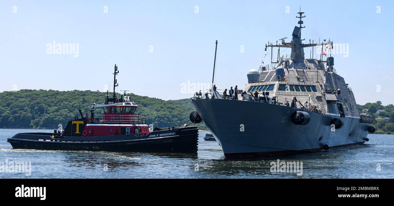 The recently commissioned Littoral Combat Ship USS Minneapolis-Saint ...