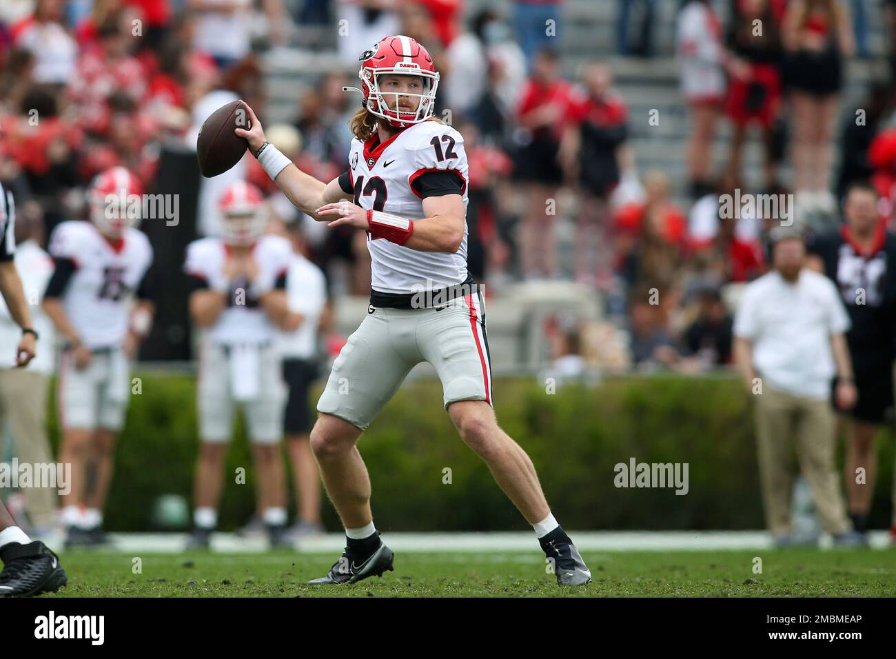 Georgia quarterback Brock Vandagriff (12) throws a pass in the second ...