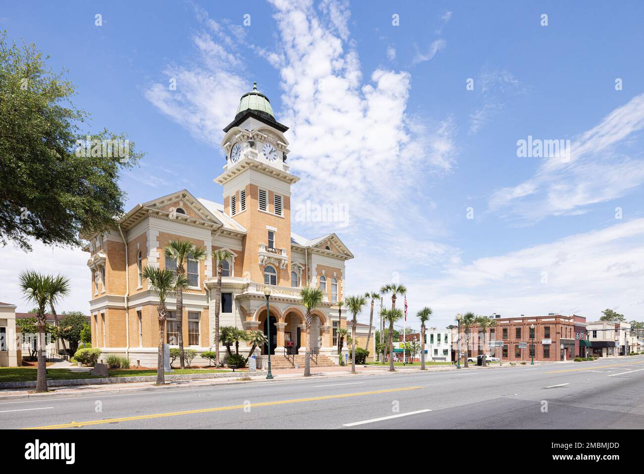 Live Oak, Florida, USA - April 16, 2022: The Suwannee County Courthouse ...