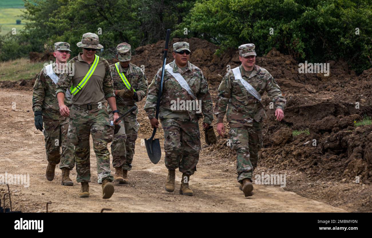 Geocell hi-res stock photography and images - Alamy