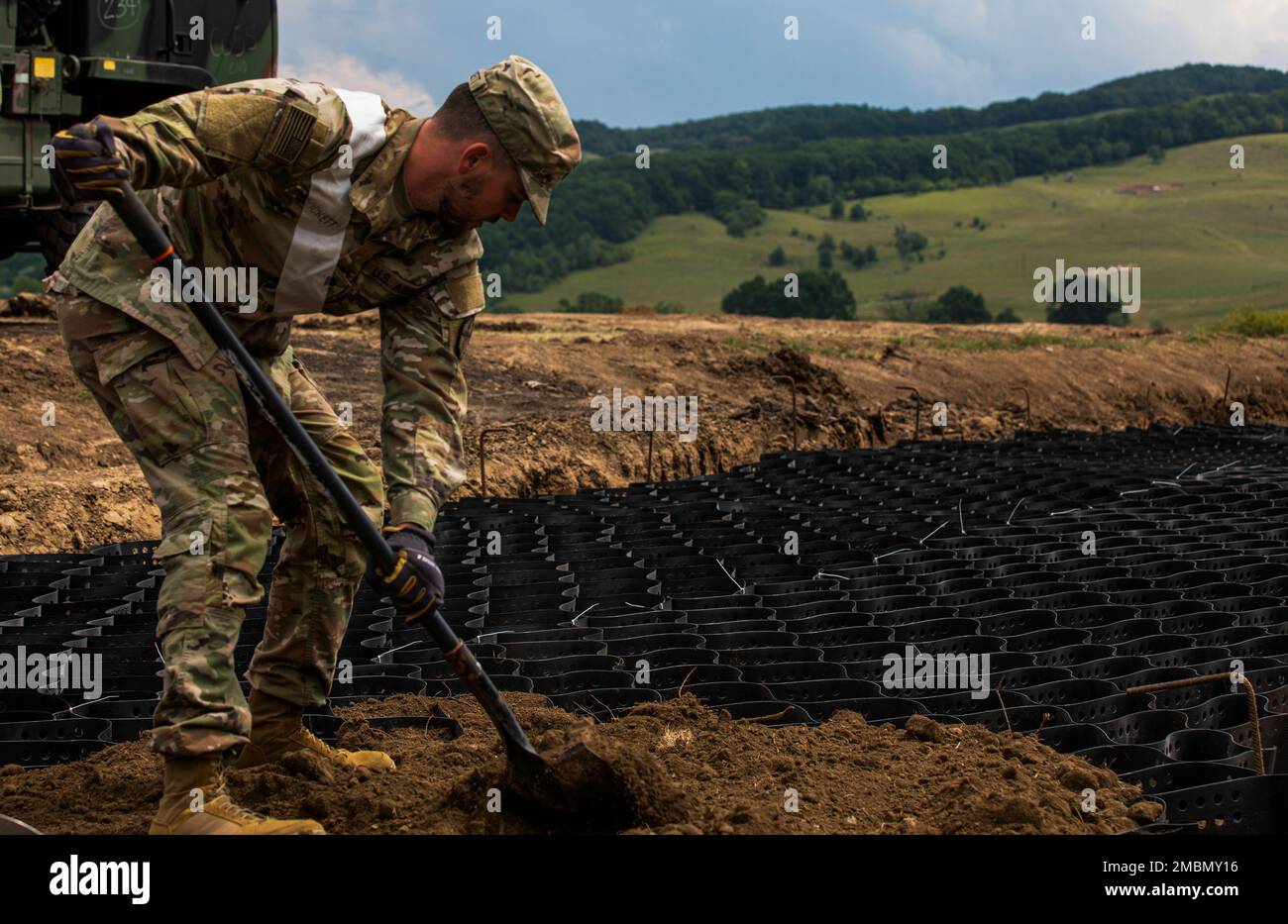 Geocell hi-res stock photography and images - Alamy