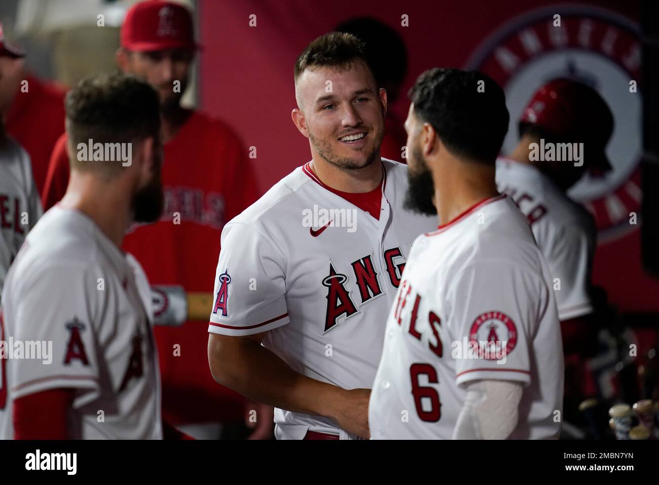Los Angeles Angels center fielder Mike Trout (27) and third baseman ...