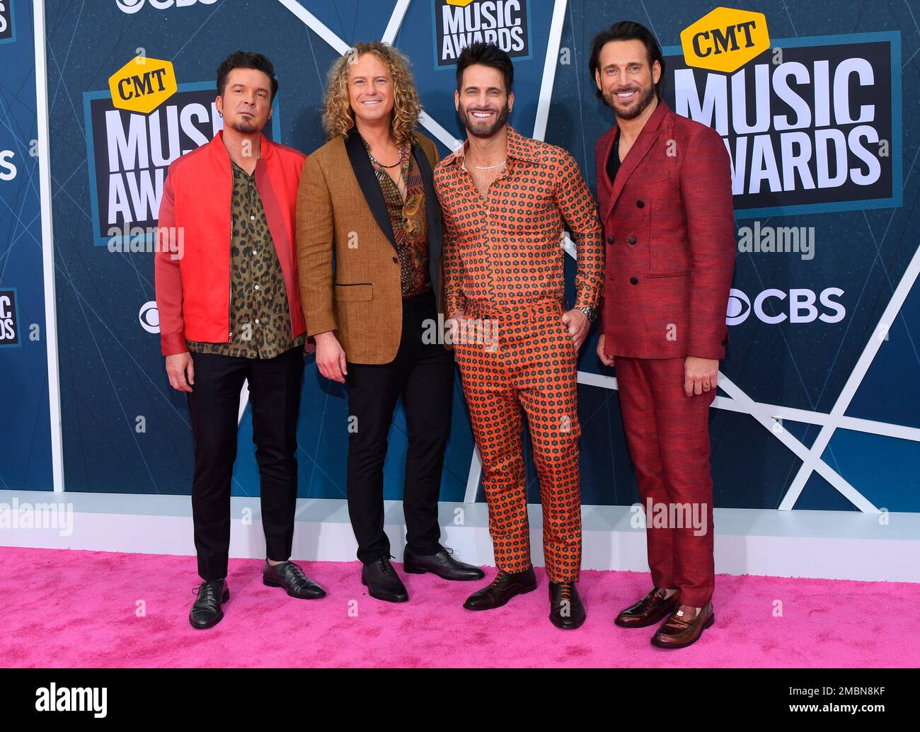 Joshua McSwain, from left, Barry Knox, Matt Thomas and Scott Thomas of ...