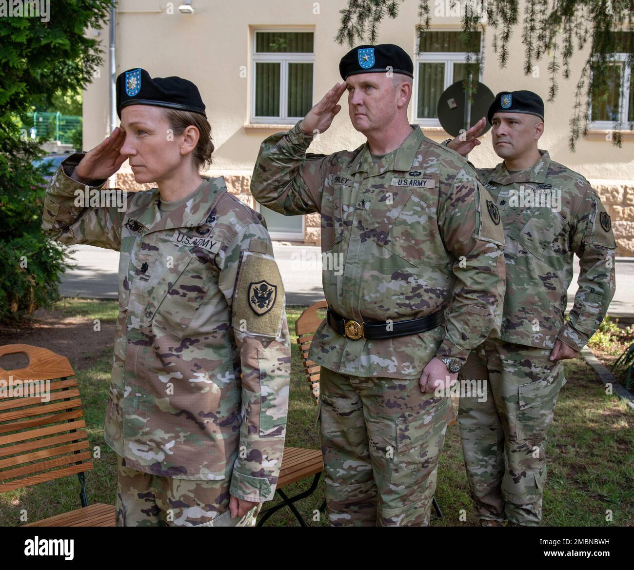 (Left to Right) U.S. Army Lt. Col. Tracy Yates, outgoing commander ...