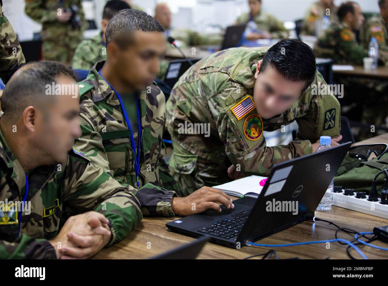 U.S. Army Soldiers assigned to the 19th Special Forces Group (Airborne ...