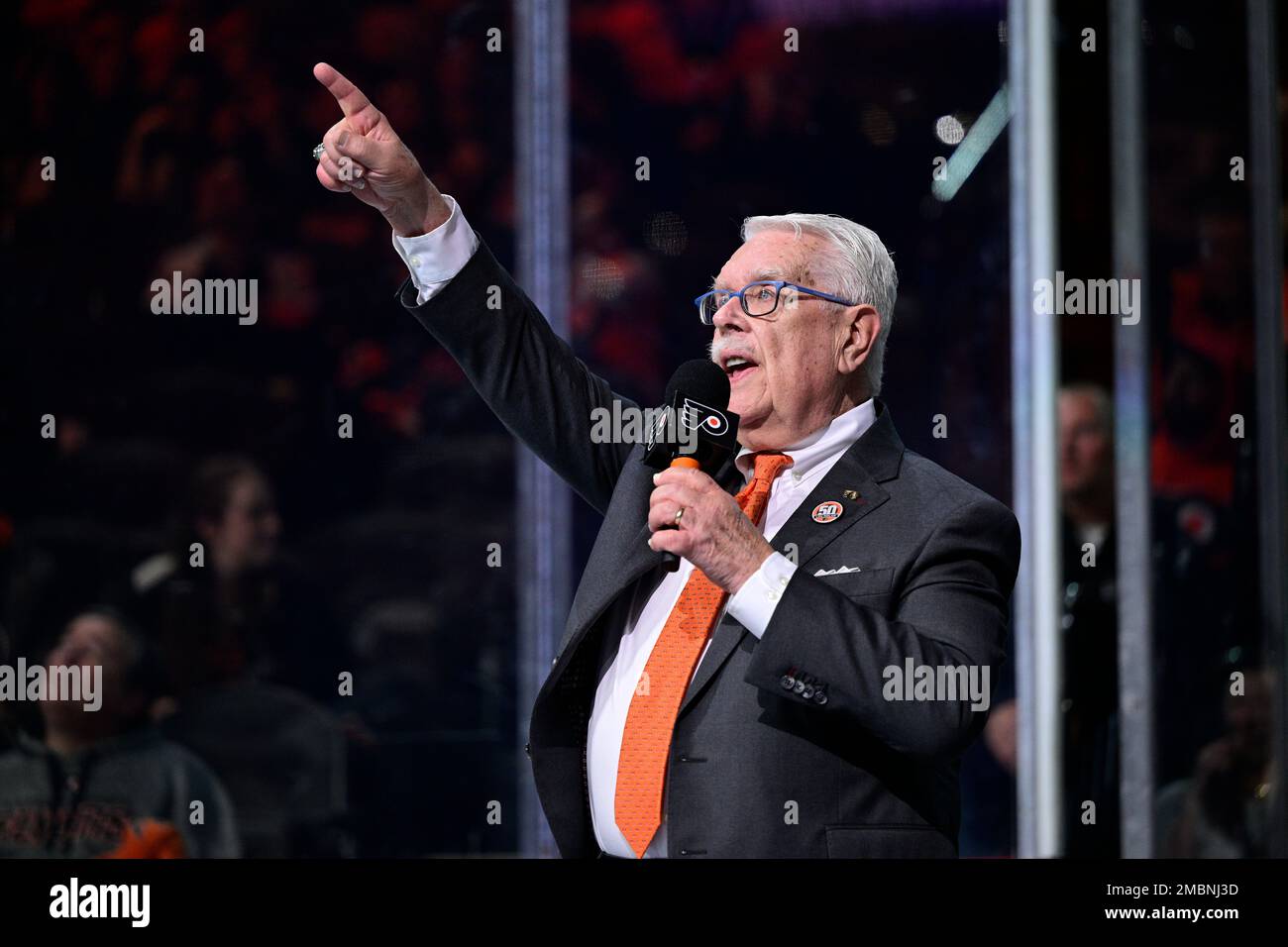 Philadelphia Flyers public address announcer Lou Nolan speaks to the ...