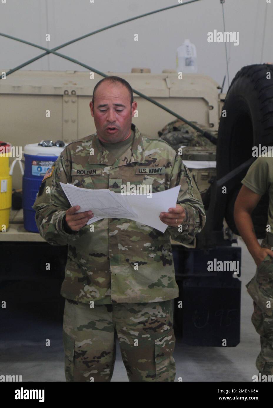 U.S. Soldiers with the 252nd Quartermaster Company train on the safe ...