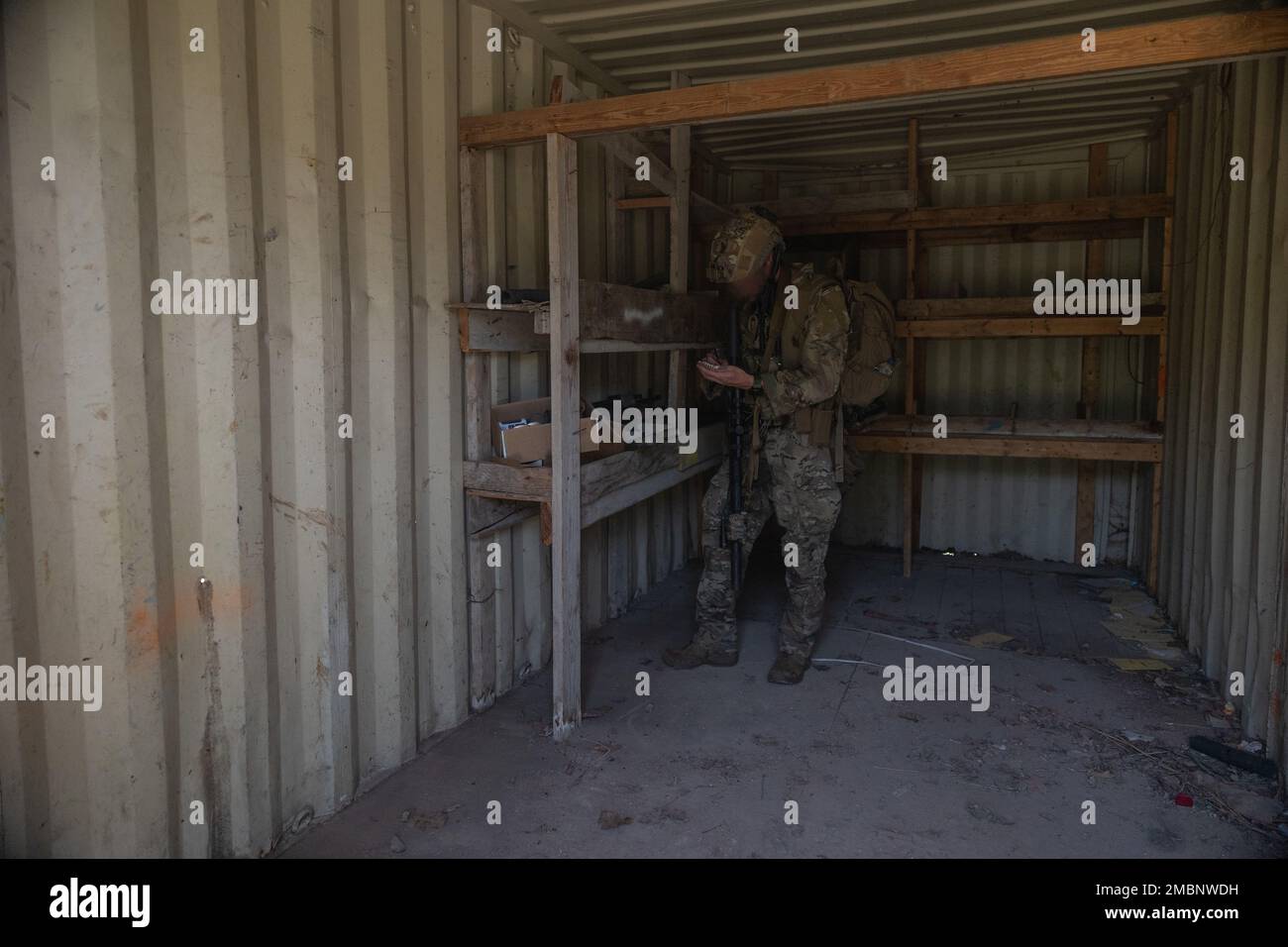 Special operations forces site exploitation hi-res stock photography ...