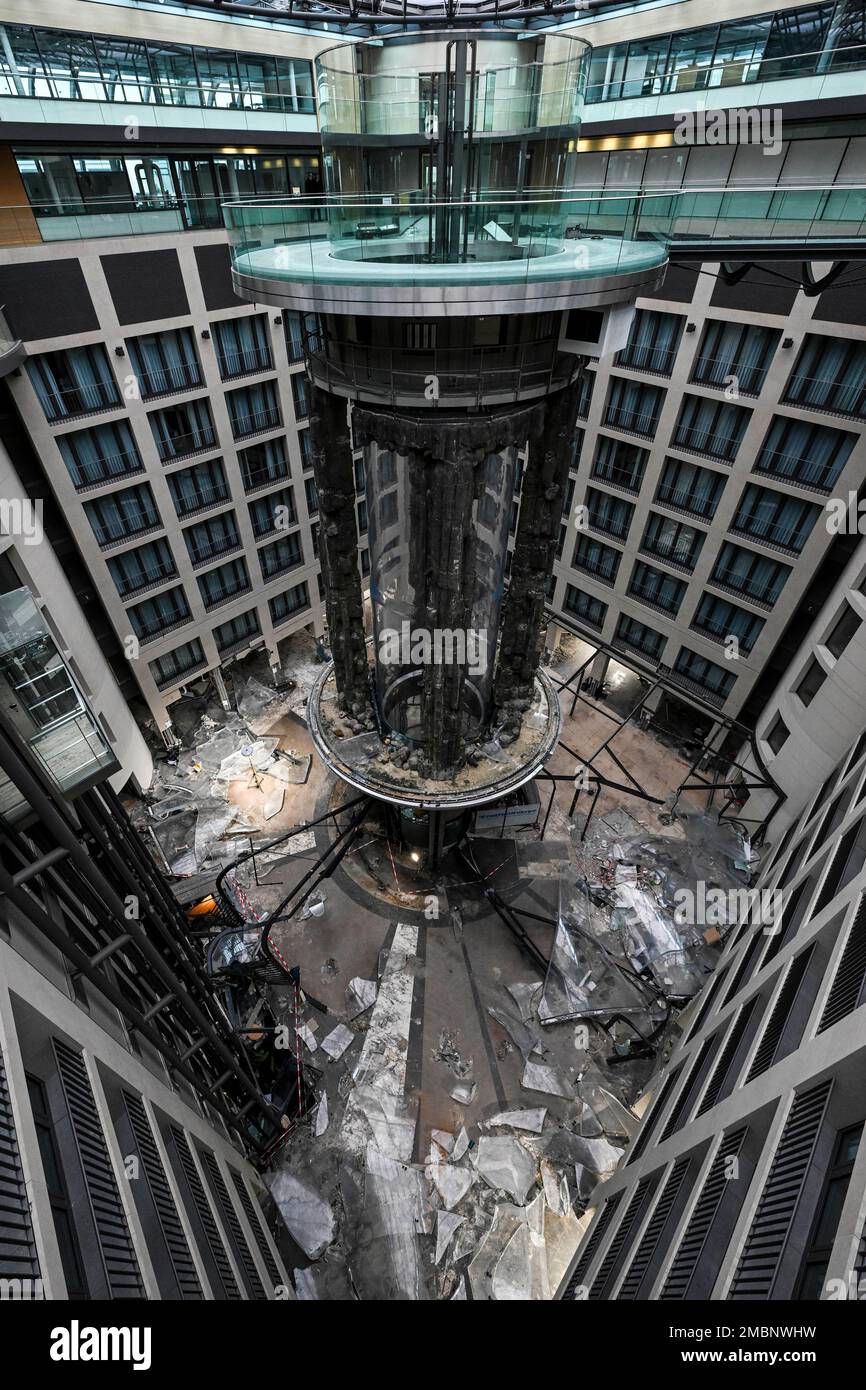 Berlin, Germany. 20th Jan, 2023. The destroyed cylinder of the aquadome ...