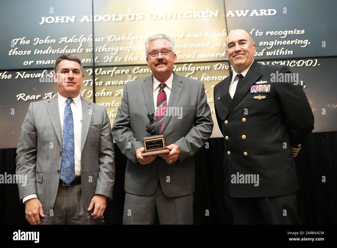 Kenneth Clements receives the John Adolphus Dahlgren Award at the 2021 ...