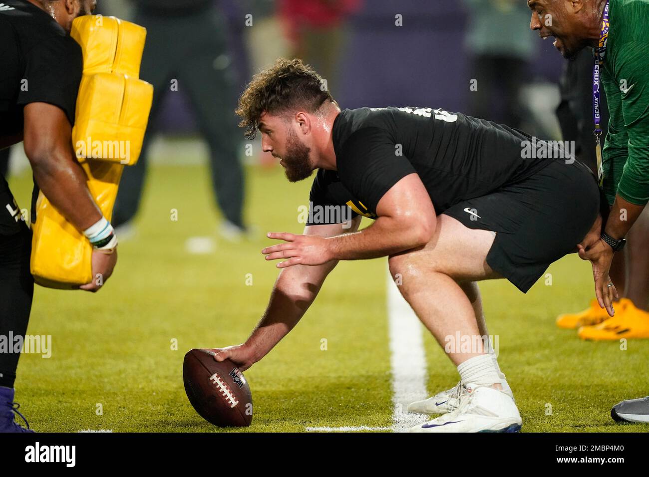 LSU center Liam Shanahan runs through drills during LSU Pro Day in ...