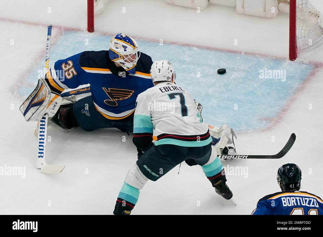 Seattle Kraken's Jordan Eberle (7) scores past St. Louis Blues ...