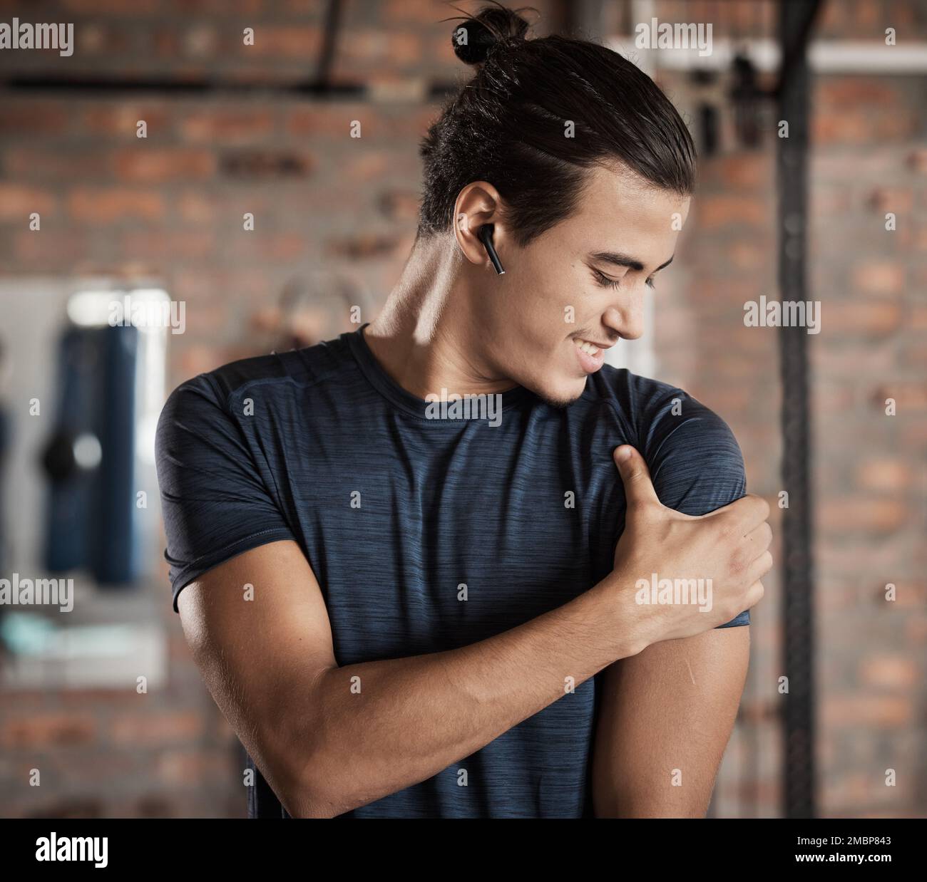 Shoulder muscle hi-res stock photography and images - Alamy