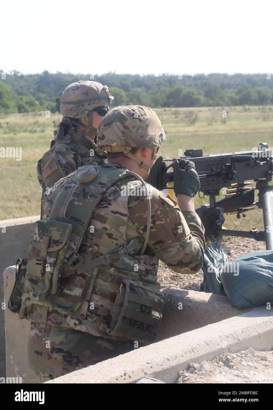 U.S. Soldiers with the 252nd Quartermaster Company train to defend ...