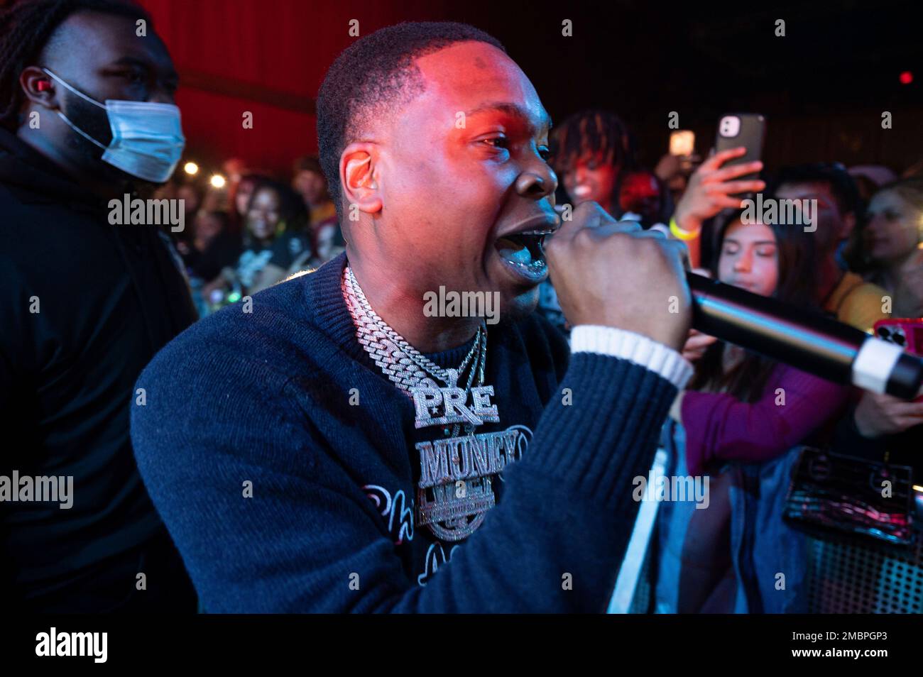 Kenny Muney performs on stage at the Buckhead Theatre on Monday, April ...