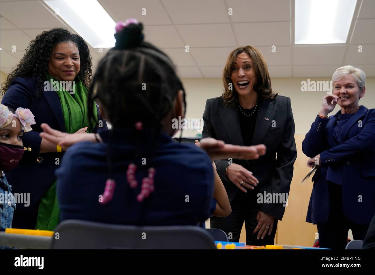 Vice President Kamala Harris, center, standing with Thomas Elementary ...