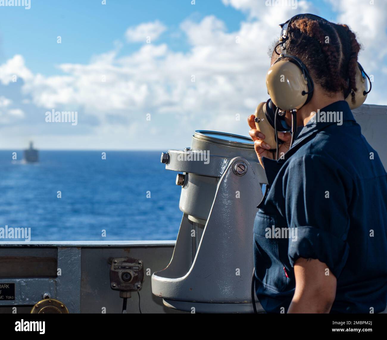 220619-N-SI601-1024 PHILIPPINE SEA (June 19, 2022) Operations ...