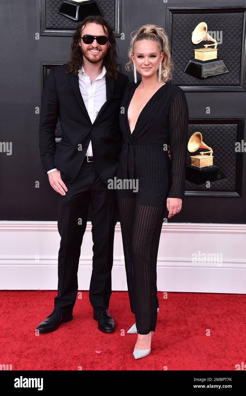 Zach Lund, left, and Maggie Lund arrive at the 64th Annual Grammy ...