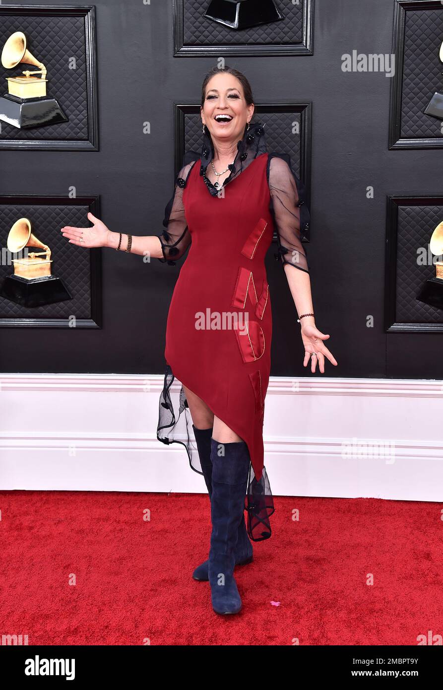 Linda Chorney arrives at the 64th Annual Grammy Awards at the MGM Grand ...