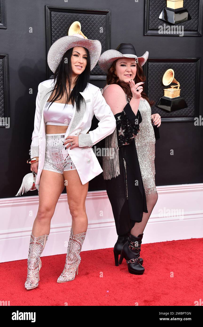 Summer Overstreet, left, and Audra Mae arrive at the 64th Annual Grammy ...