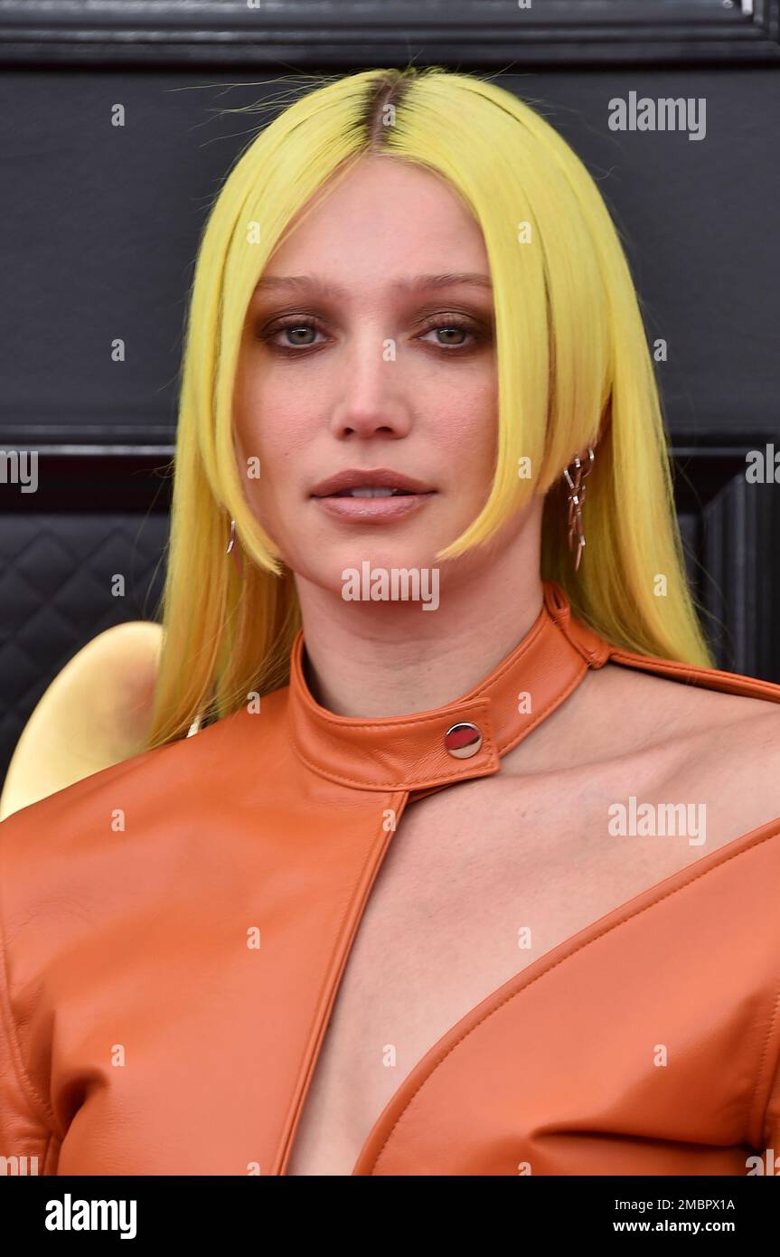 Cailin Russo arrives at the 64th Annual Grammy Awards at the MGM Grand ...
