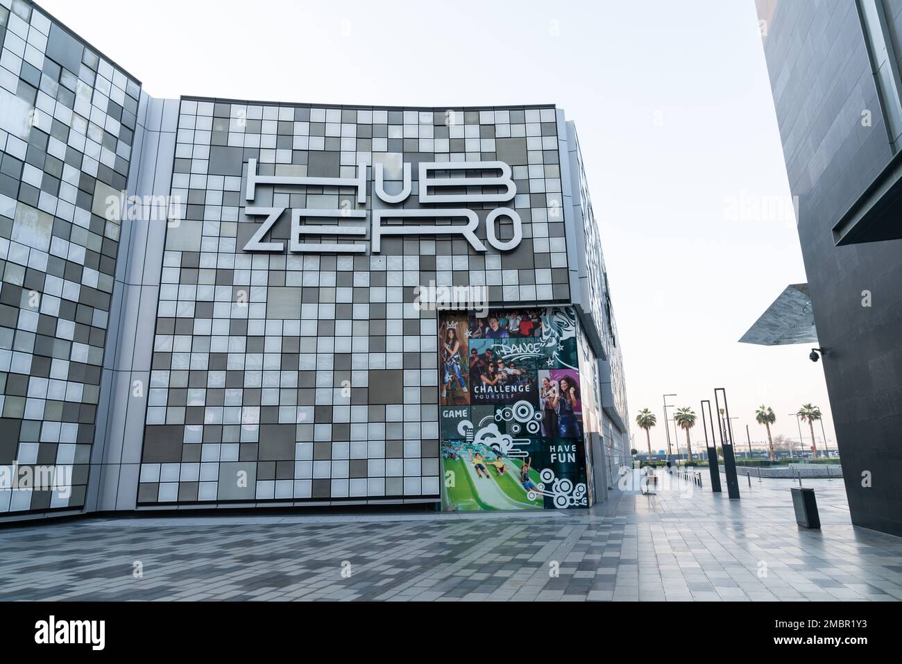 Vr shopping mall hi-res stock photography and images - Alamy Vr shopping mall hi-res stock photography and images - Alamy