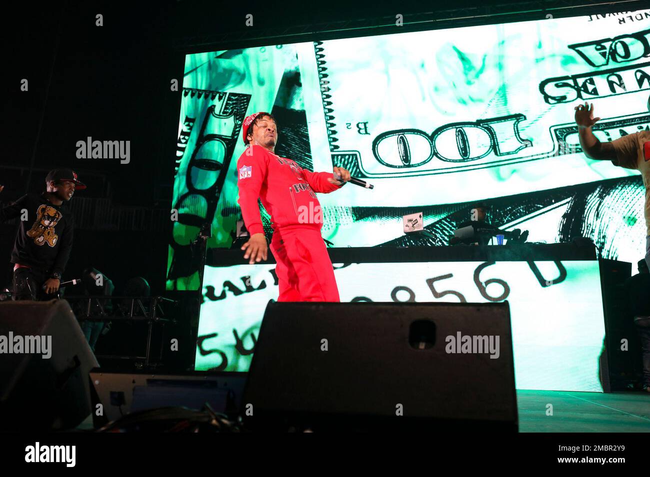T.I. Performs during the Legendz of the Streetz Tour on Friday, April 1 ...