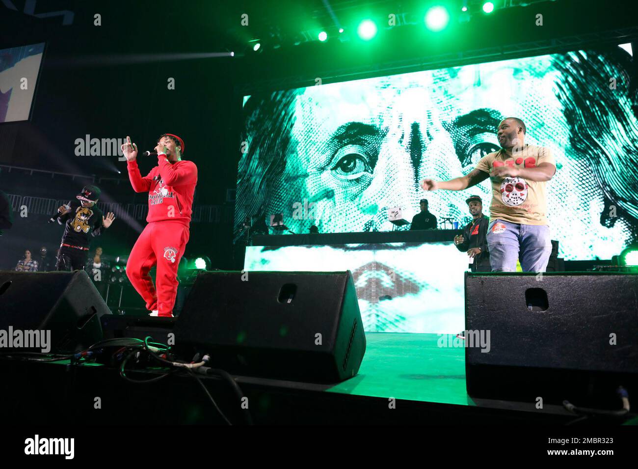 T.I. Performs during the Legendz of the Streetz Tour on Friday, April 1 ...