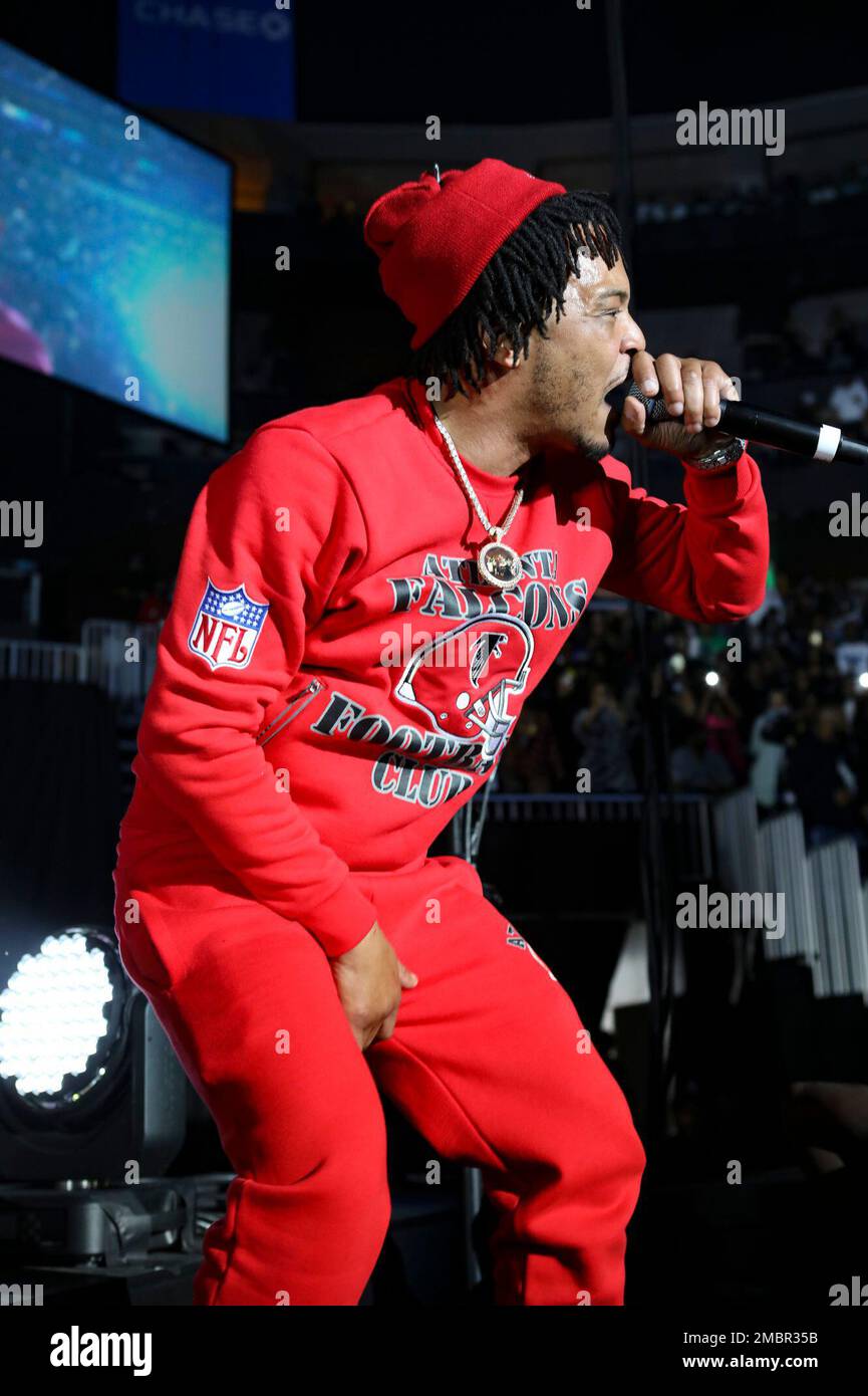 T.I. Performs during the Legendz of the Streetz Tour on Friday, April 1 ...