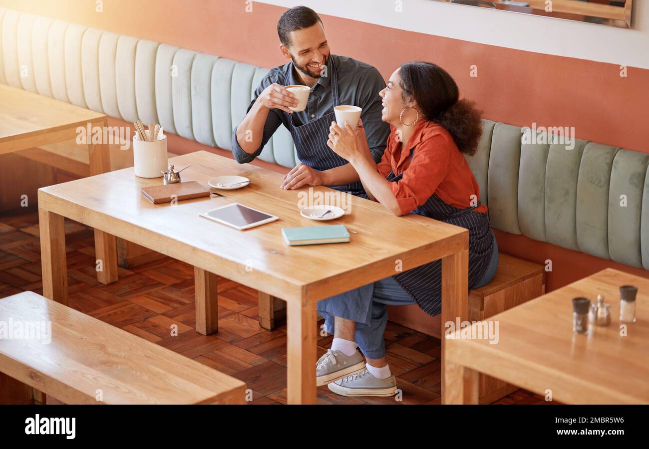 Man laughing table hi-res stock photography and images - Alamy