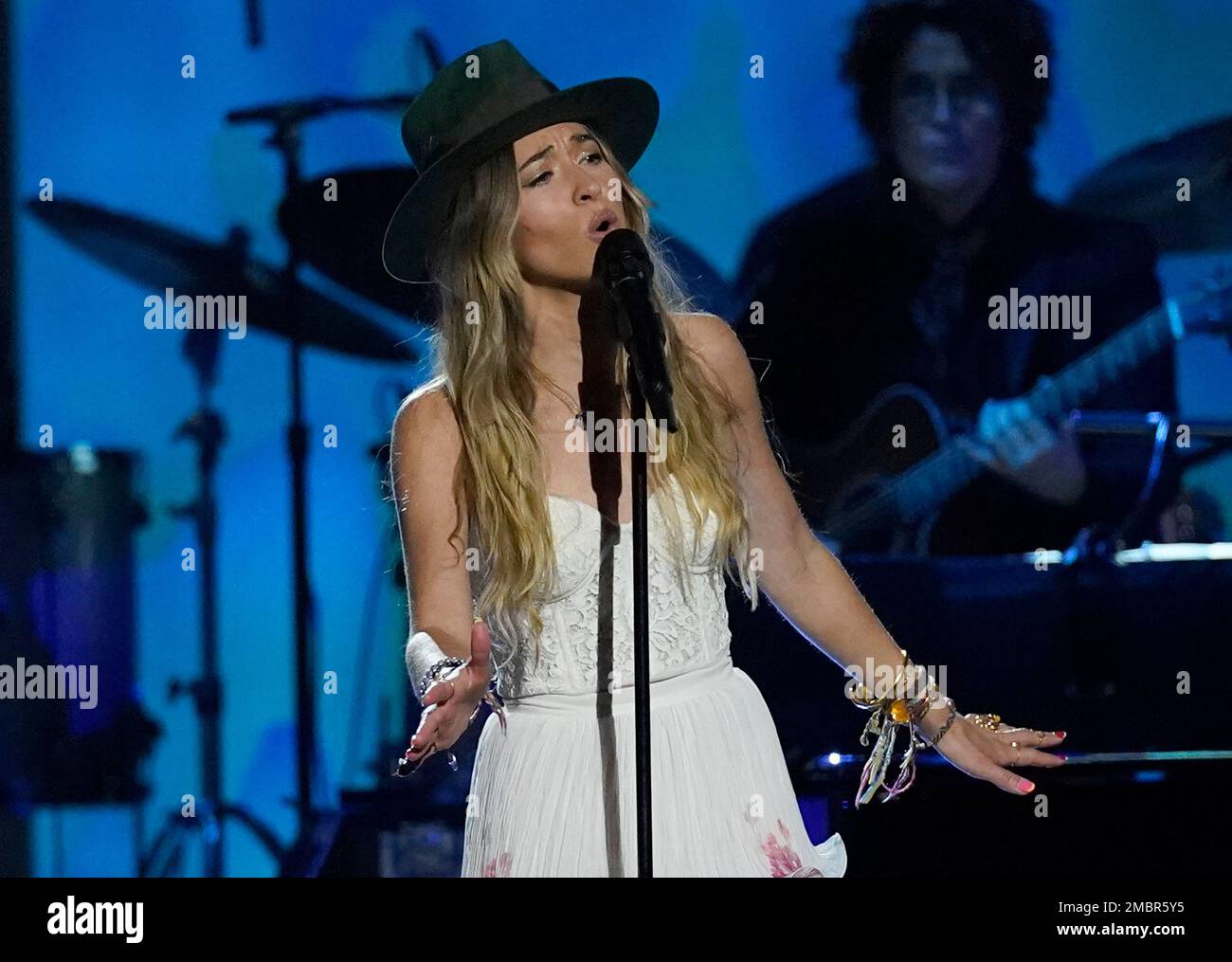 Lauren Daigle performs "Come In From The Cold" at the 31st annual ...