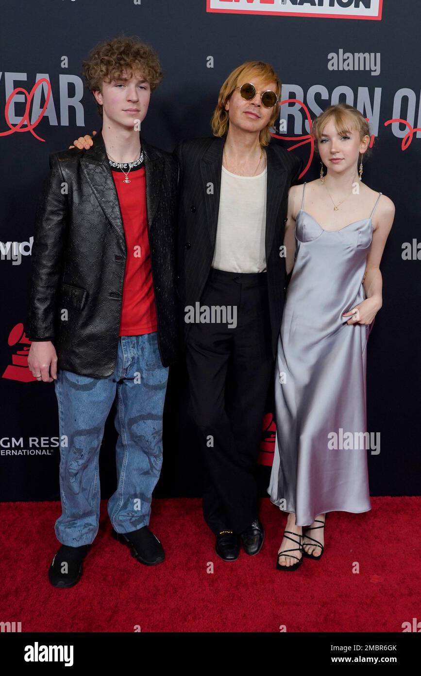Cosimo Henri Hansen, from left, Beck, and Tuesday Hansen arrive at the ...