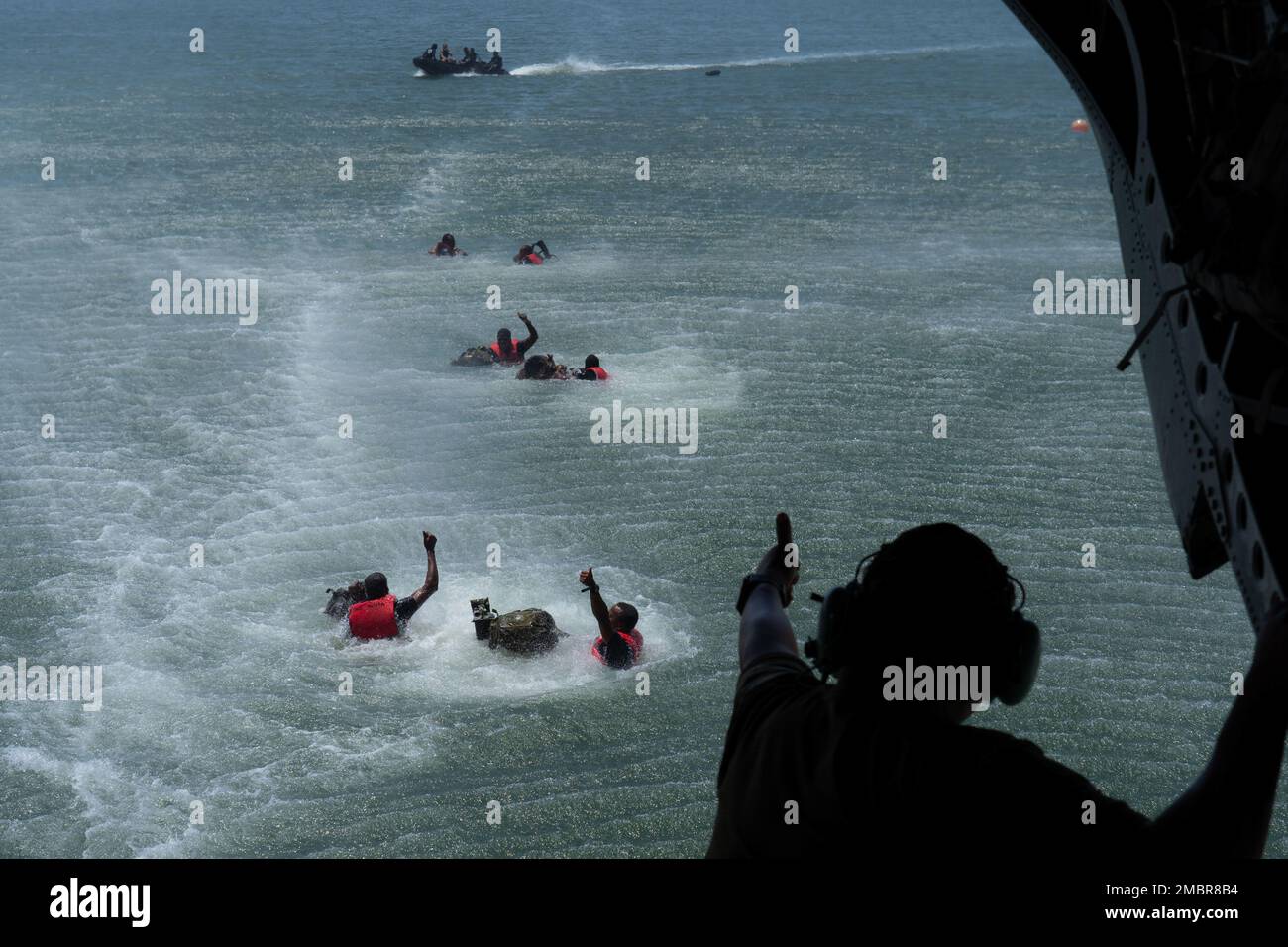 NAVAL BASE AMAPALA, Honduras - Partner Forces jump from a Chinook into ...