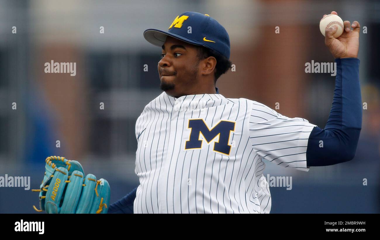 Michigan's Angelo Smith pitches during an NCAA baseball game on ...