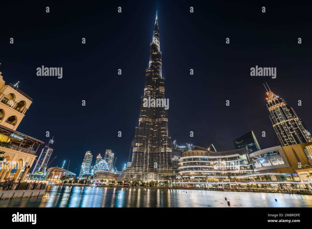 Burj dubai at night Stock Photo - Alamy