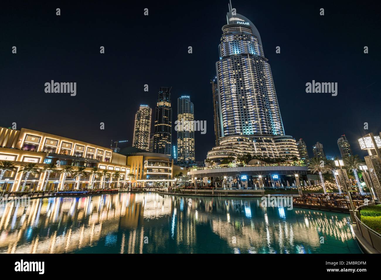 Dubai neon lights hi-res stock photography and images - Alamy