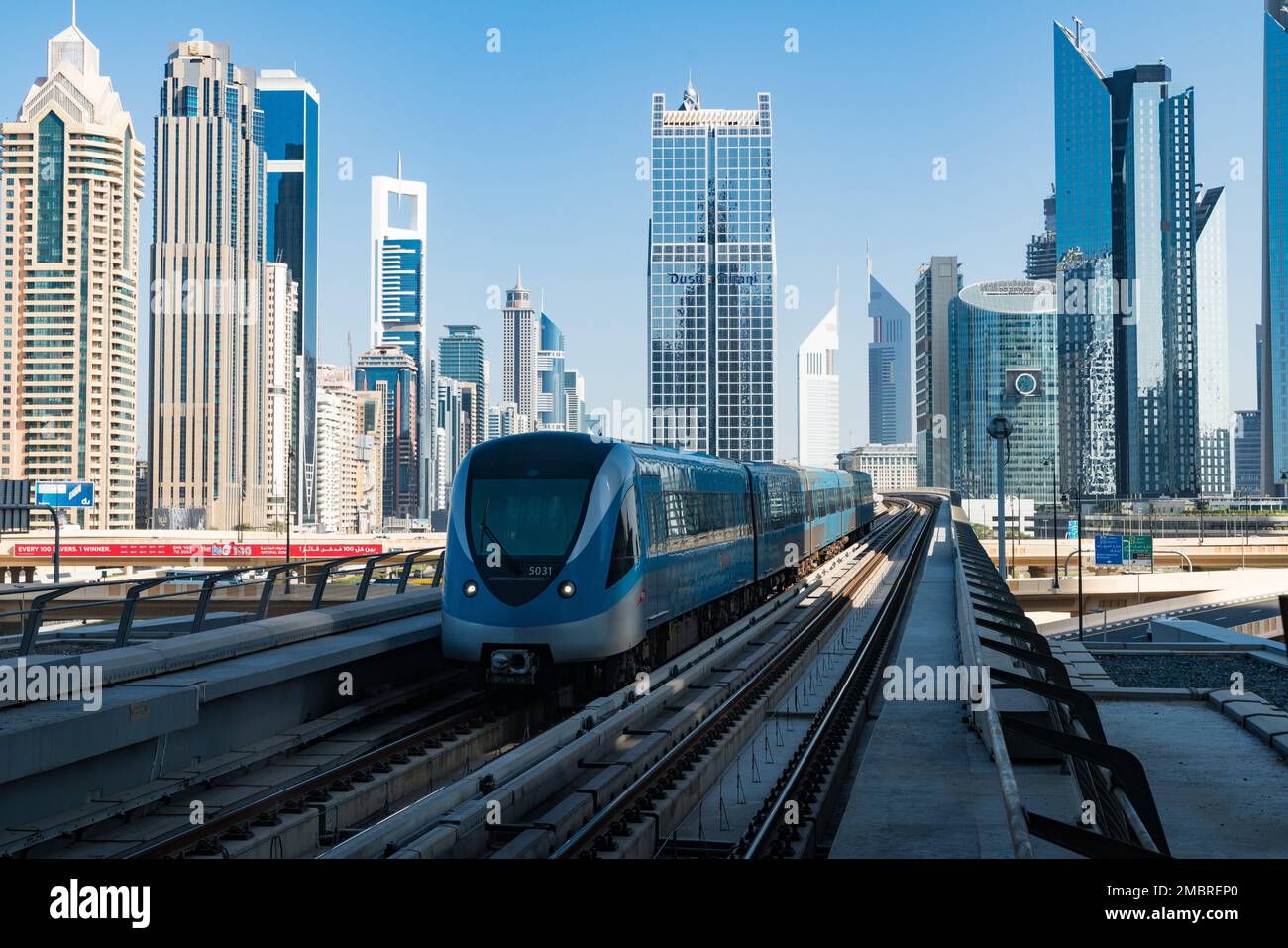 The dubai metro Stock Photo - Alamy