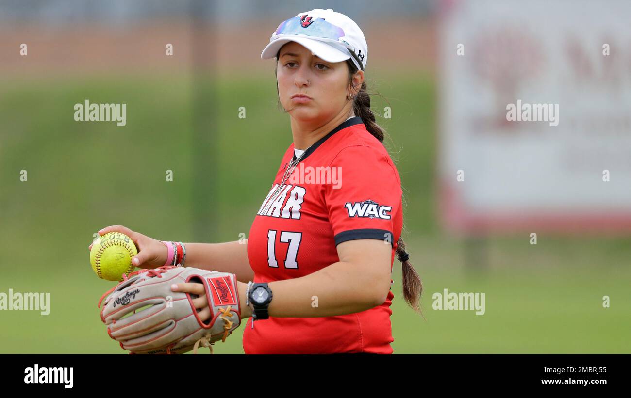 Lamar infielder Sydnee Adams (17) during an NCAA softball game on ...