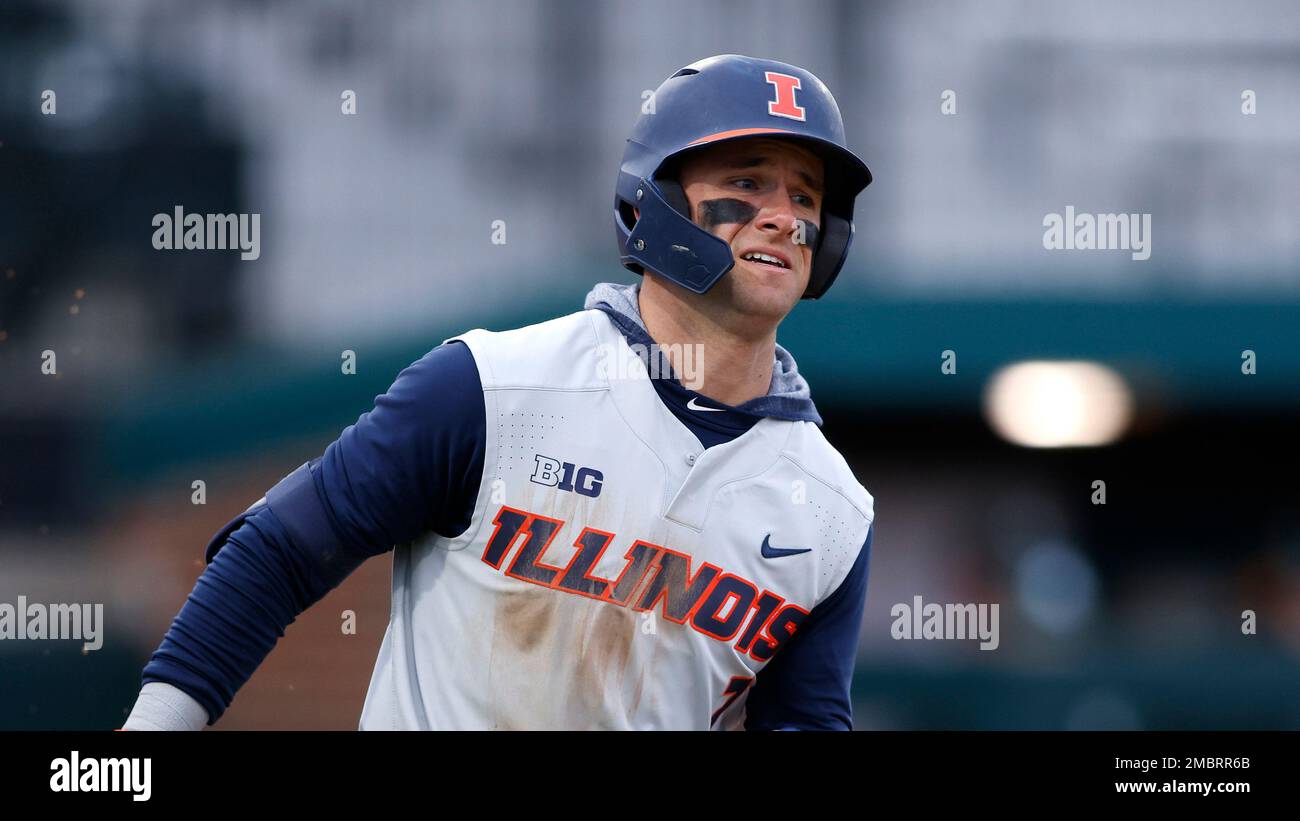 Illinois' Brody Harding plays during an NCAA baseball game on Friday ...